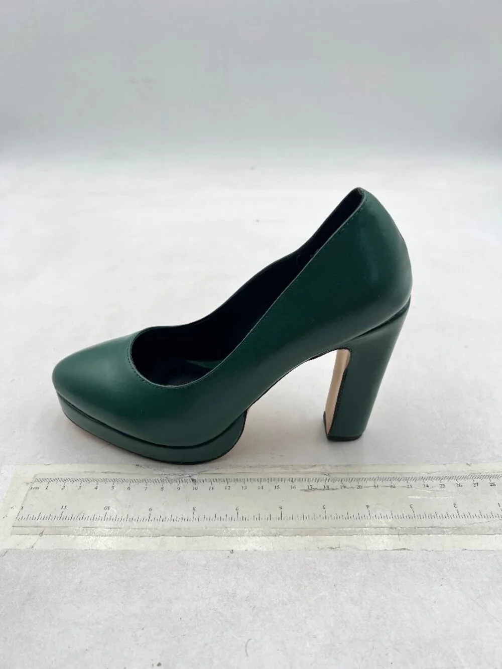 Miss Left | Shoes | Miss Left Green Platform Almond Toe Pumps Slip On ...